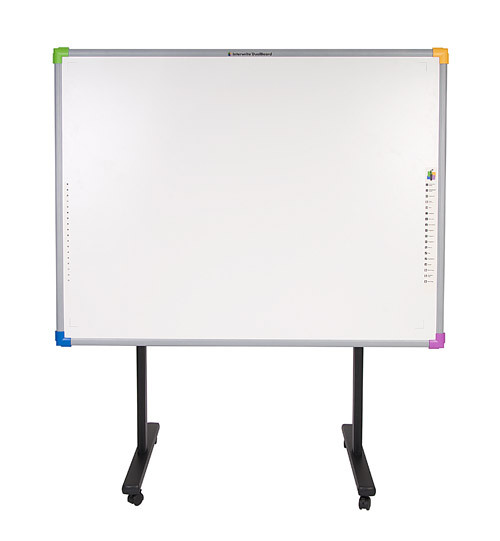 Vetítővászon, projektor, prezentációs eszközök - STUDIUM - Termékek ...